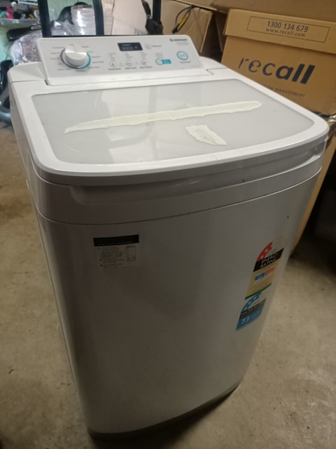 Simpson top loader washing machine 6.5 kg.Delivery can be an option ...