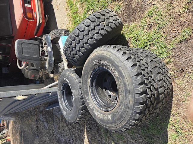 wheels 4x4 33in | Wheels, Tyres & Rims | Gumtree Australia Playford ...