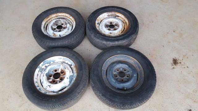 Holden hr standard disc brake rims and drum brake rims | Other Parts ...