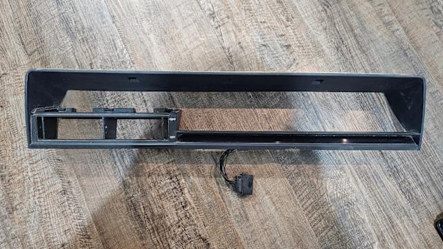 Holden Commodore Dash Cluster Surround with Vents and light wiring ...