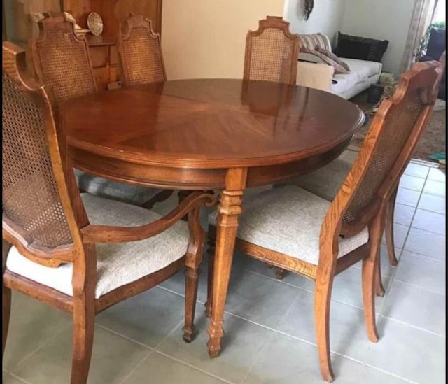 Beautiful Antique French Banded Oak Oval Extendable Dining Room Table ...