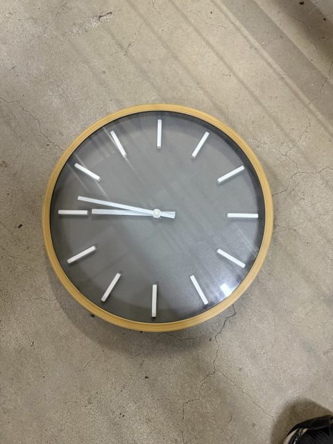 Minimal Analogue Wall Clock - Clocks in Mascot NSW | Gumtree Australia