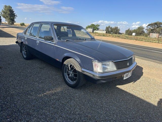 1983 HOLDEN COMMODORE VH 3 SP AUTOMATIC 4D SEDAN, 5 seats | Cars, Vans ...