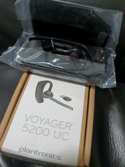 BRAND NEW PANTRONICS VOYAGER 5200 UC BLUETOOTH HEADSET RRP $ $395 ...
