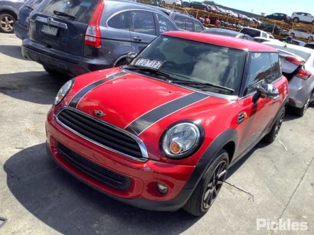 Wrecking 2011 MINI COOPER RED MN1324 | Wrecking | Gumtree Australia ...