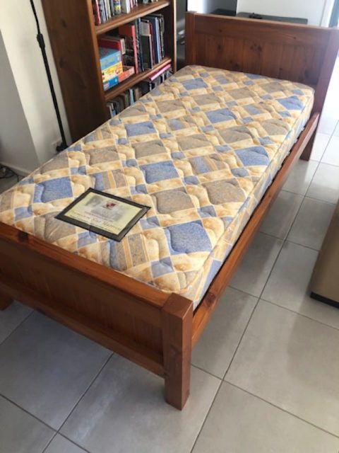 Single bed timber frame - Beds in Canberra City ACT | Gumtree Australia