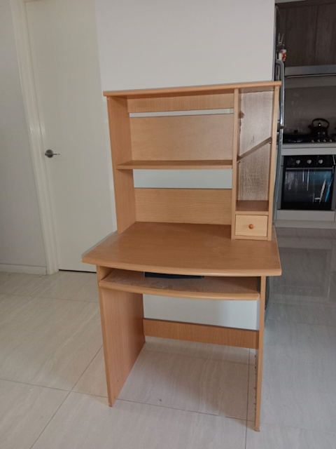 Computer table - Desks in Landsdale WA | Gumtree Australia