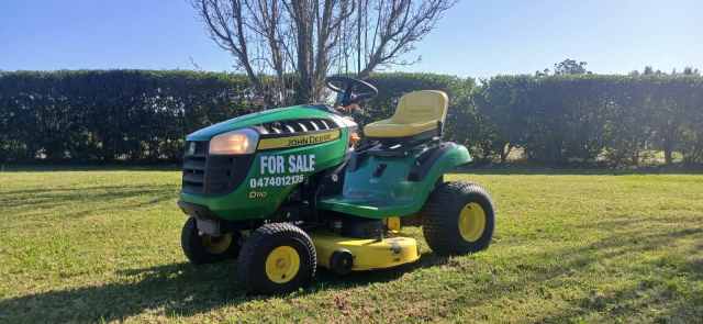John Deere D110 Lawn Tractor - Lawn Mowers in Thirlmere NSW | Gumtree ...