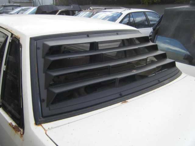 HOLDEN VB VC VH VK VL COMMODORE GENUINE AUNGER REAR WINDOW LOUVRE ...