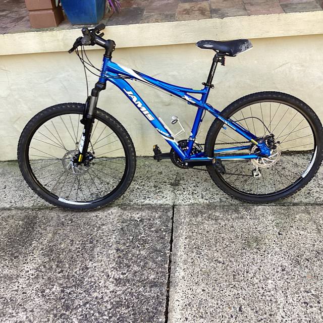 Jamis TRAIL X SEIES 17” MOUNTAIN BIKE 21 SPEED BLUE - Men's Bicycles in ...