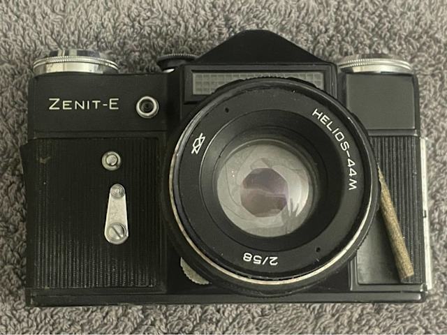ZENIT-E Camera 35mm Film Camera Helios 44m - Non Digital Cameras in Bolton Point NSW | Gumtree ...