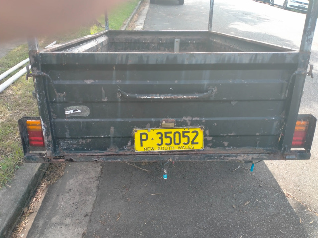 7 by 4 box trailer - needs some TLC | Trailers | Gumtree Australia ...
