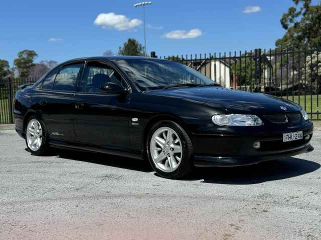 1999 HOLDEN COMMODORE SS 6 SP MANUAL 4D SEDAN | Cars, Vans & Utes ...