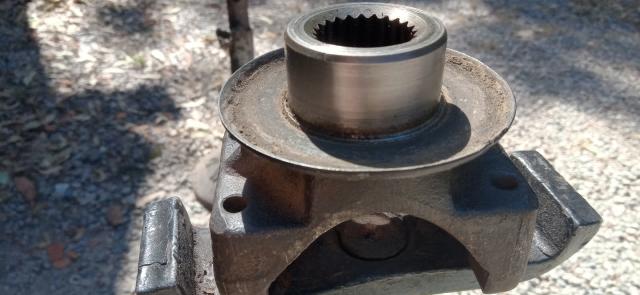 Holden HK HT HG Banjo V8 Diff Yoke RING PHONE ONLY | Engine, Engine ...