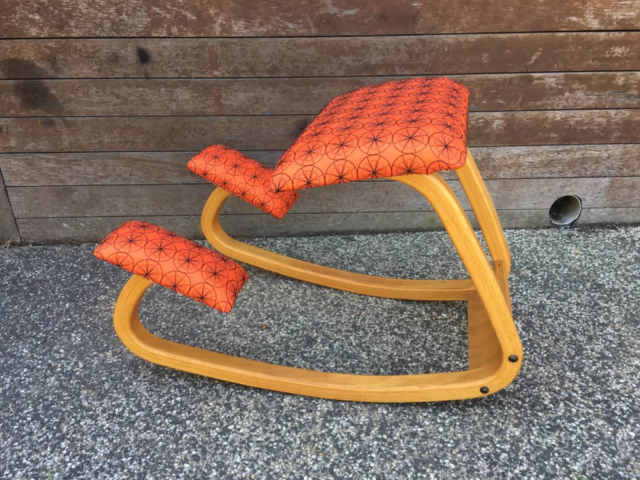 Ergonomic Peter Opsvik design kneeling chair - Office Chairs in Highton ...