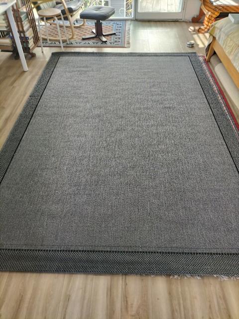Floor Rug - 2m x 3m - Rugs & Carpets in Fremantle WA | Gumtree Australia