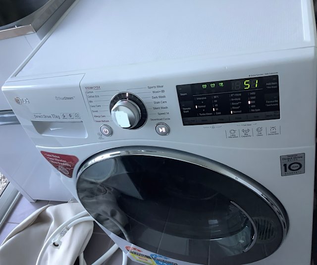 Front Load 11 kg Washing machine LG Excellent working Cheapest Price ...