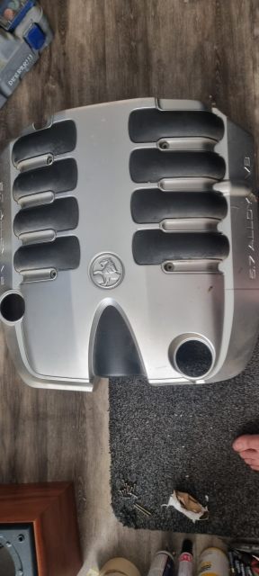Holden GEN 3 LS1 engine cover never fitted, signed. mint condition ...