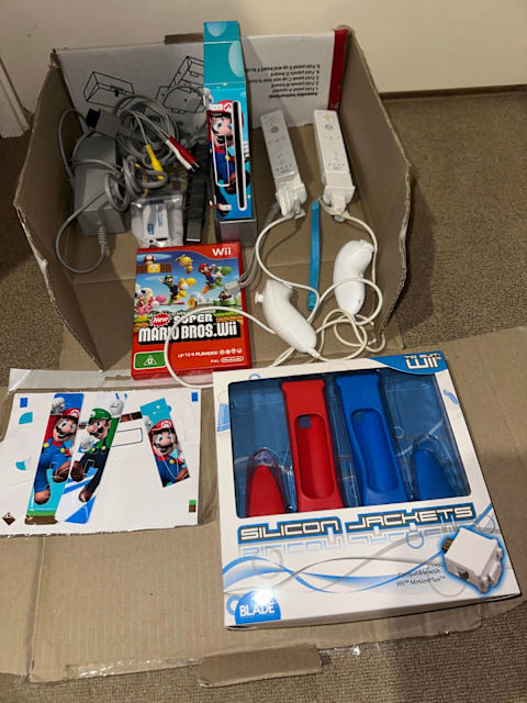 New Super Mario Bros Wii Bundle - Nintendo in Banksia Grove WA ...