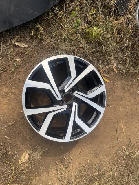 1x Original VW Polo Alloy Wheel 18x7.5 | Wheels, Tyres & Rims | Gumtree ...