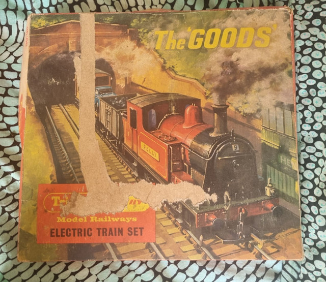 Tri-ang Hornby The Goods Model Railyway Eletric train set ...