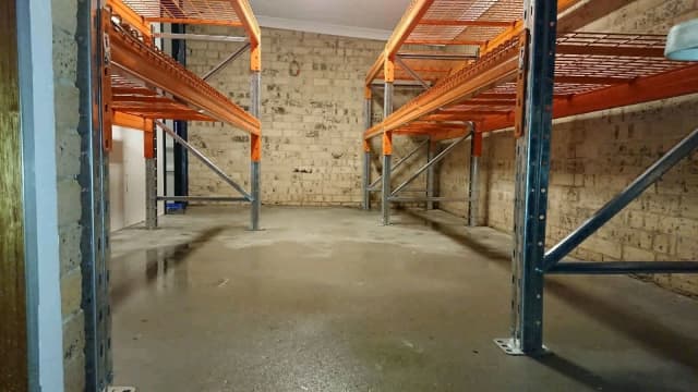 PR21 For Sale Dexion Alpha L4260xH1800xD839 Pallet Racking Shelving ...