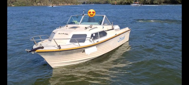 Vickers ezy rider 5.6m Half cabin boat $18000 ono | Motorboats ...