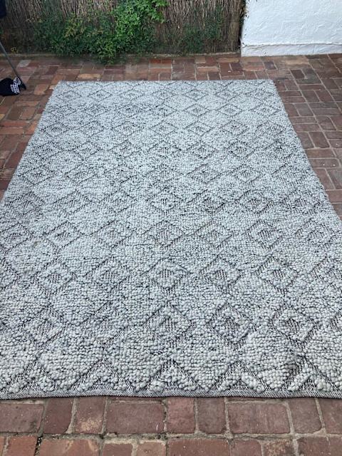 Floor rug - 2m x 3m - Rugs & Carpets in Adelaide CBD SA | Gumtree Australia