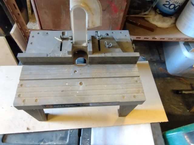 router table (black and decker) - Power Tools in Willetton WA | Gumtree ...