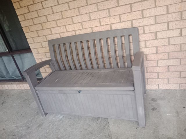 Giving away free stuff - Other Home Decor in Jimboomba QLD | Gumtree ...