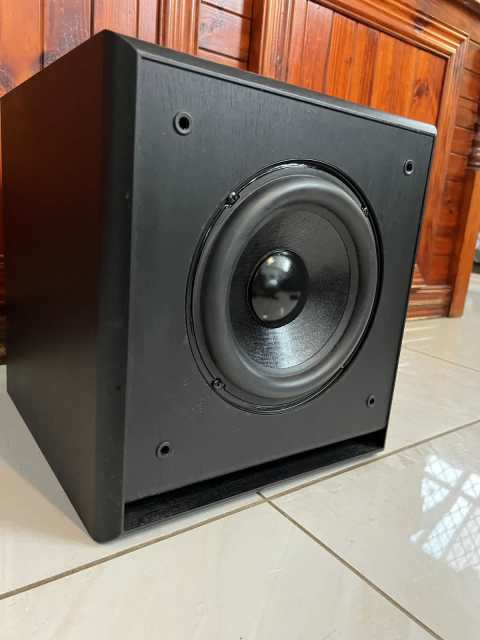 KEF Powered Subwoofer KF-C4 8 inch thick woofer - Home Theatre Systems ...
