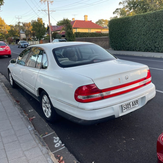 2000 HOLDEN STATESMAN V6 4 SP AUTOMATIC 4D SEDAN | Cars, Vans & Utes ...