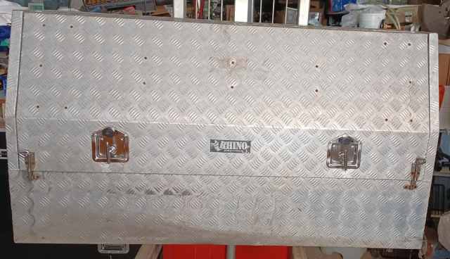 Rhino 1500 x 530 x 800mm Aluminium Checkerplate Tool Box +keys - Tool ...