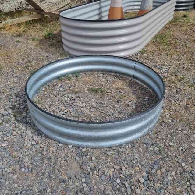 BRAND NEW FRUIT TREE RINGS! Heavy Duty Tank Steel, Aust Made - Pots ...