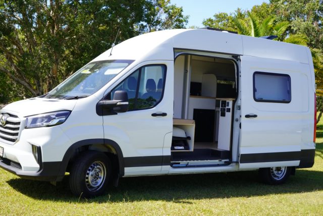 LDV Deliver 9 Automatic Van/Minivan | Cars, Vans & Utes | Gumtree ...