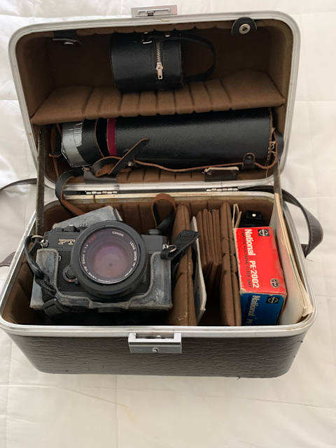 Canon FT Camera, Lenses and Case. - Non Digital Cameras in Caringbah ...