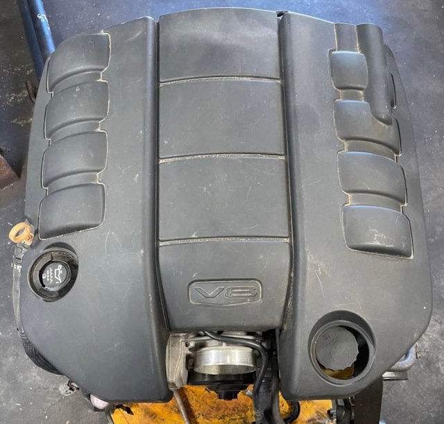 COMMODORE VE V8 6.0LTR L76 ENGINE 190,392km | Engine, Engine Parts ...