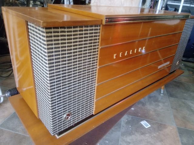 Healing Golden Voice - valve amplifier radiogram/stereogram - Antiques ...