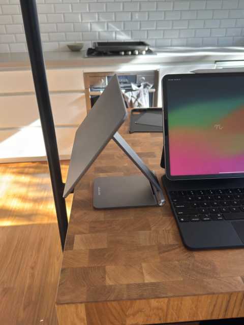 iPad Pro (Gen 5) 12.9 128gb WiFi 5G (Keyboard + Apple Pencil + Stand ...