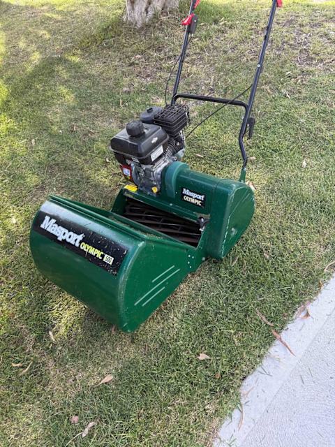 Masport Olympic 500 Reel Mower cylinder - Briggs & Stratton 163cc ...