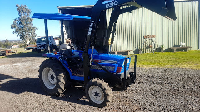Iseki 530 tractor with front end loader | Farming Vehicles | Gumtree ...