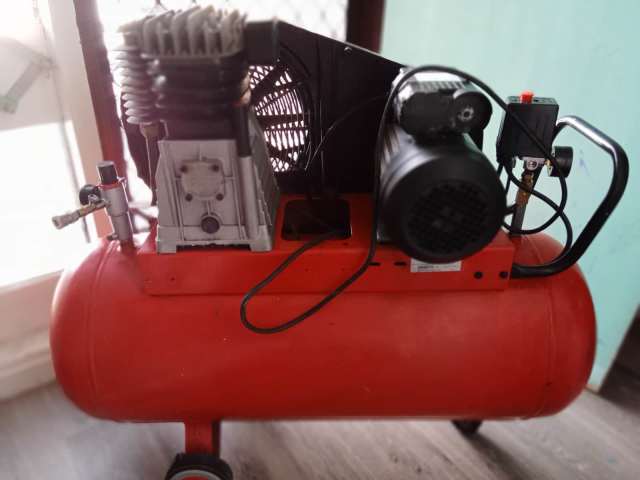 Air compressor single phase,silent,belt driven 3hp 100 ltr tank ...