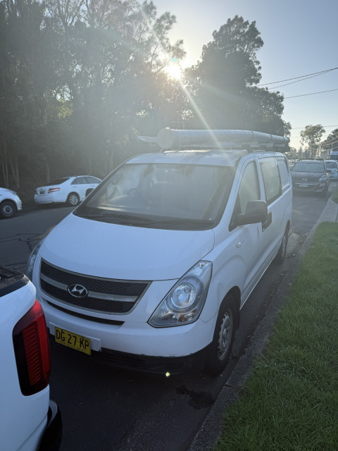 2012 HYUNDAI iLOAD CREW 5 SP MANUAL 4D VAN (BLOWN ENGINE) | Cars, Vans ...