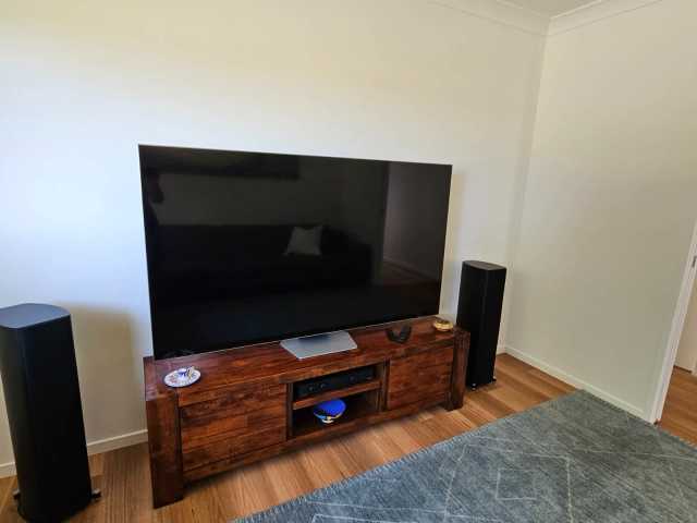 Samsung Neo QLED 4k Smart TV, 75 inch - TVs in Yamba NSW | Gumtree ...