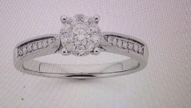 9ct white gold diamond cluster ring - Women's Jewellery in Cundletown ...