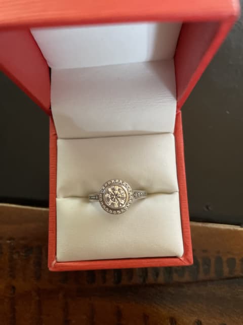 White Gold Diamond ( engagement) Ring | Women's Jewellery | Gumtree ...