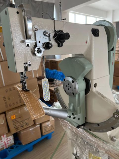Single needle inner sew line shoe industrial sewing machine - Sewing ...