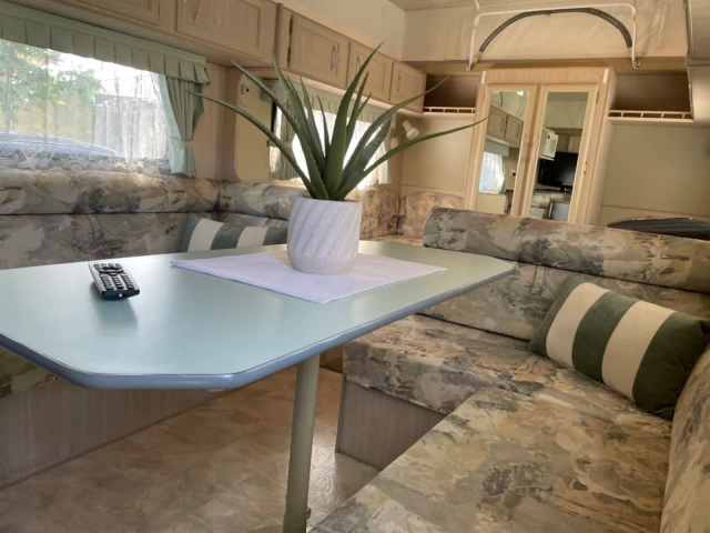 2000 Windsor Windcheater 17 Foot Registered Poptop Caravan. 17 Foot 2 ...