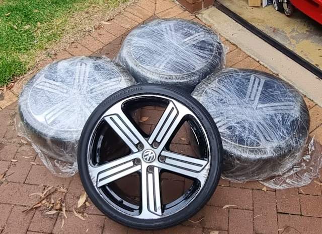 VW Golf R MK7 Cadiz 19 Wheels | Wheels, Tyres & Rims | Gumtree ...