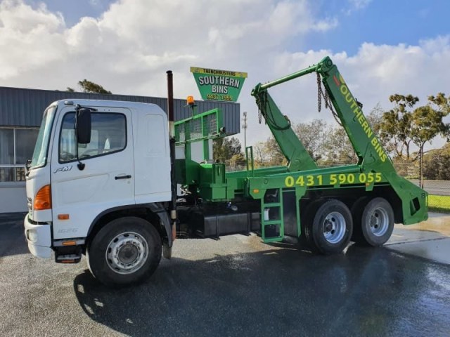 Skip Bin Truck Driver | Other | Gumtree Australia Kwinana Area - Medina ...